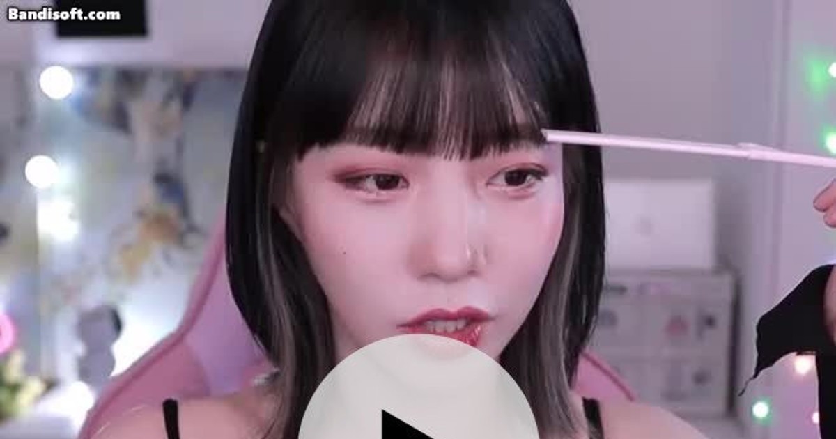 와 가슴에 핏줄 선명한거 봐라 ㄷㄷ