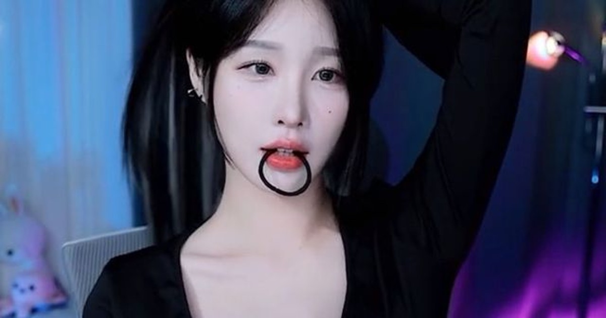 각 잡고 유혹하는 1황