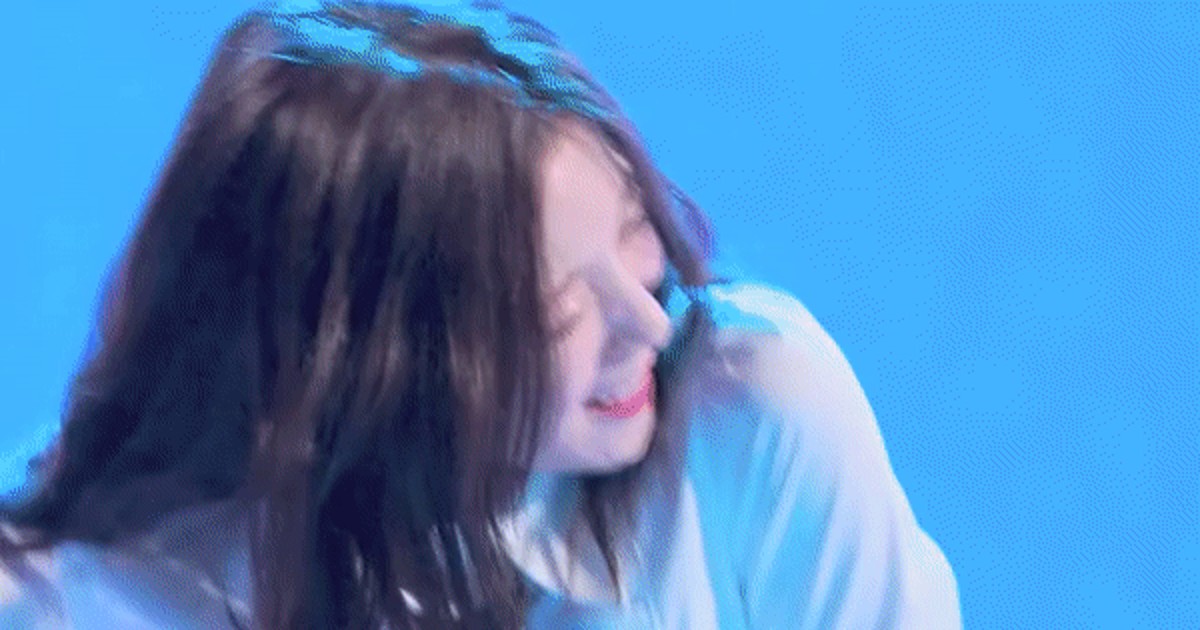 크롭 스쿨룩 오마이걸 아린 초미니 도톰한 속바지 레전드⋯