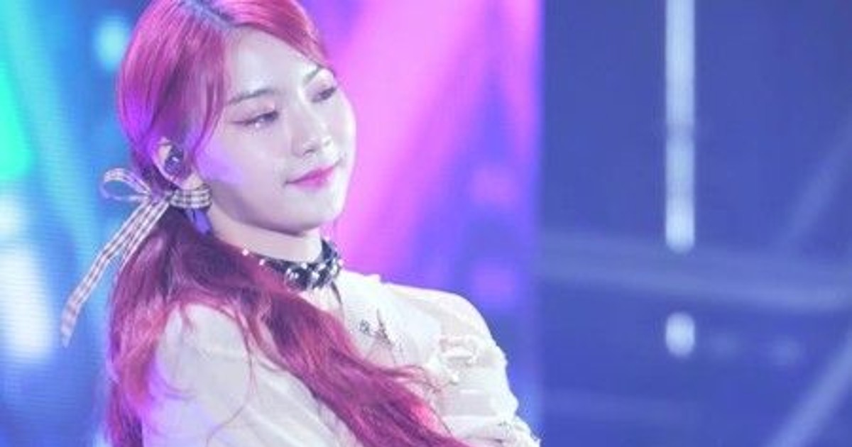 튼실하게 떨리는 허벅지 스테이씨 아이사 움짤