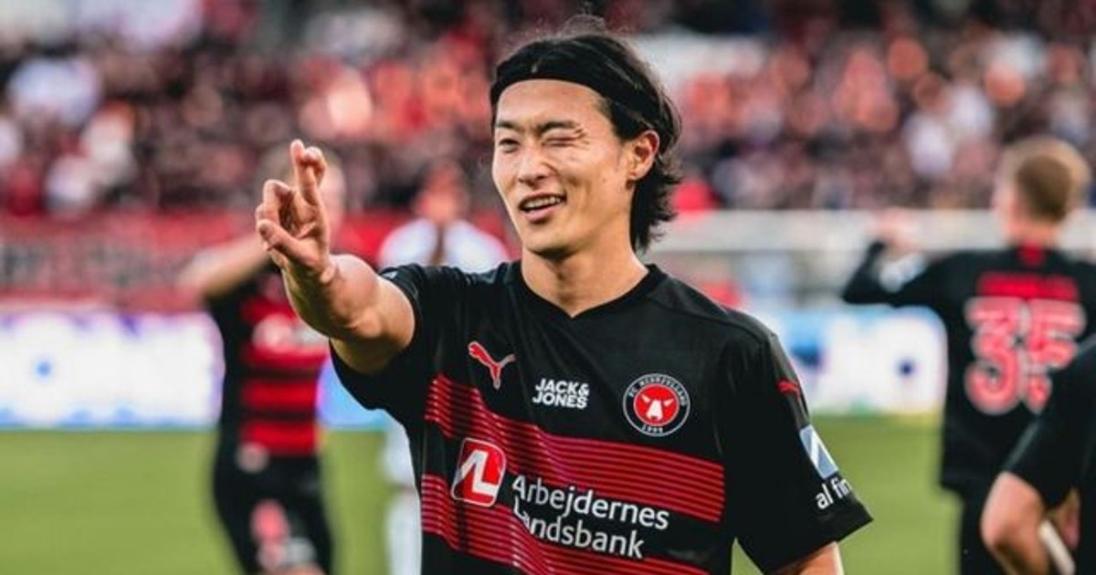 [UECL 리뷰] '조규성 PK 선제골 폭발' 미트윌란, 오모니아에 5-1 대승...플레이오프 진출 쾌거