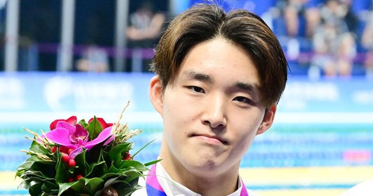 'AG MVP 등극' 수영 3관왕 김우민 "보상받는 기분이라 뿌듯, 큰 동기부여 된다"