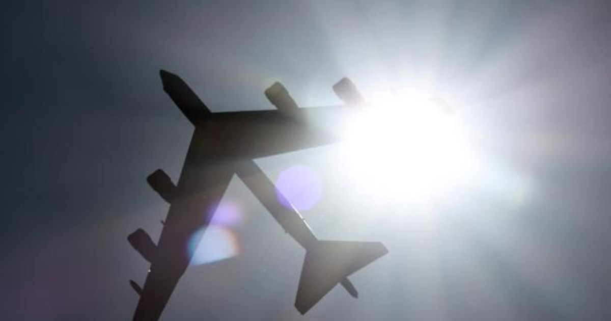 美 '핵무기 탑재' B-52 폭격기, 서울 ADEX 개막식 참가…김정은이 두려워한다