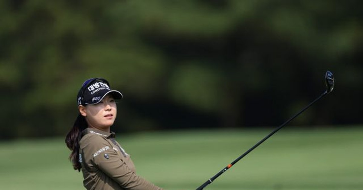이소미, LPGA Q시리즈 5라운드서 9타 줄여 1위에 올라…2년 연속 한국 선수 1위 바라 봐
