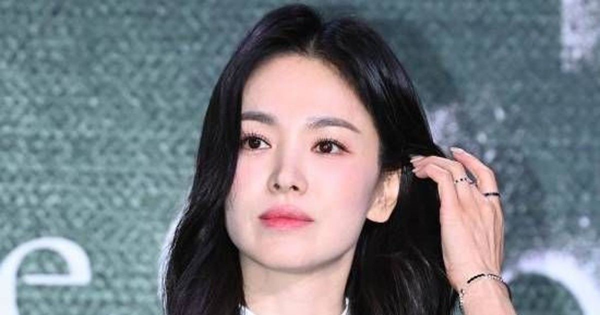 [단독] 송혜교 노희경 작가와 11년만 재회…세번째 호흡 종합
