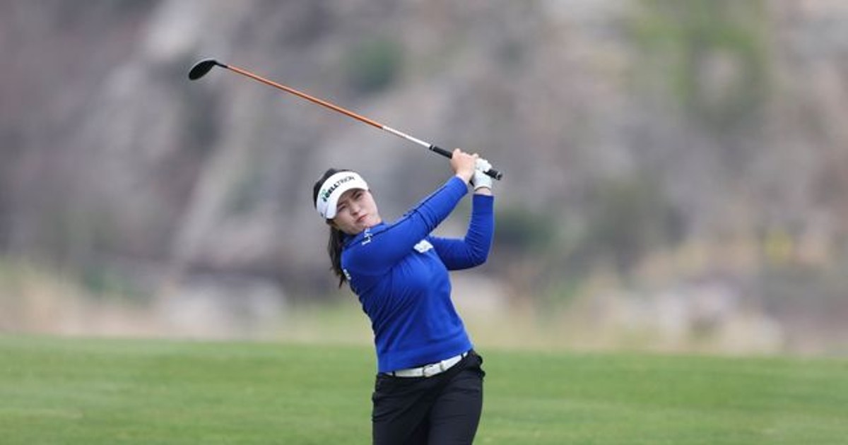 [KLPGA 메디힐·한국일보 1R] T1.김서윤2-윤이나 -9, T3.배소현-조아연 -8, 5.마다솜 -7, T6.임지유-홍지원-강가율-이채은2 -6, T10.정윤지-김우정 ...