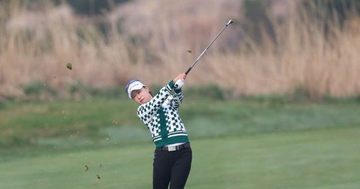 박지영·정윤지, KLPGA 투어 메디힐·한국일보 챔피언십 2라운드 공동 1위