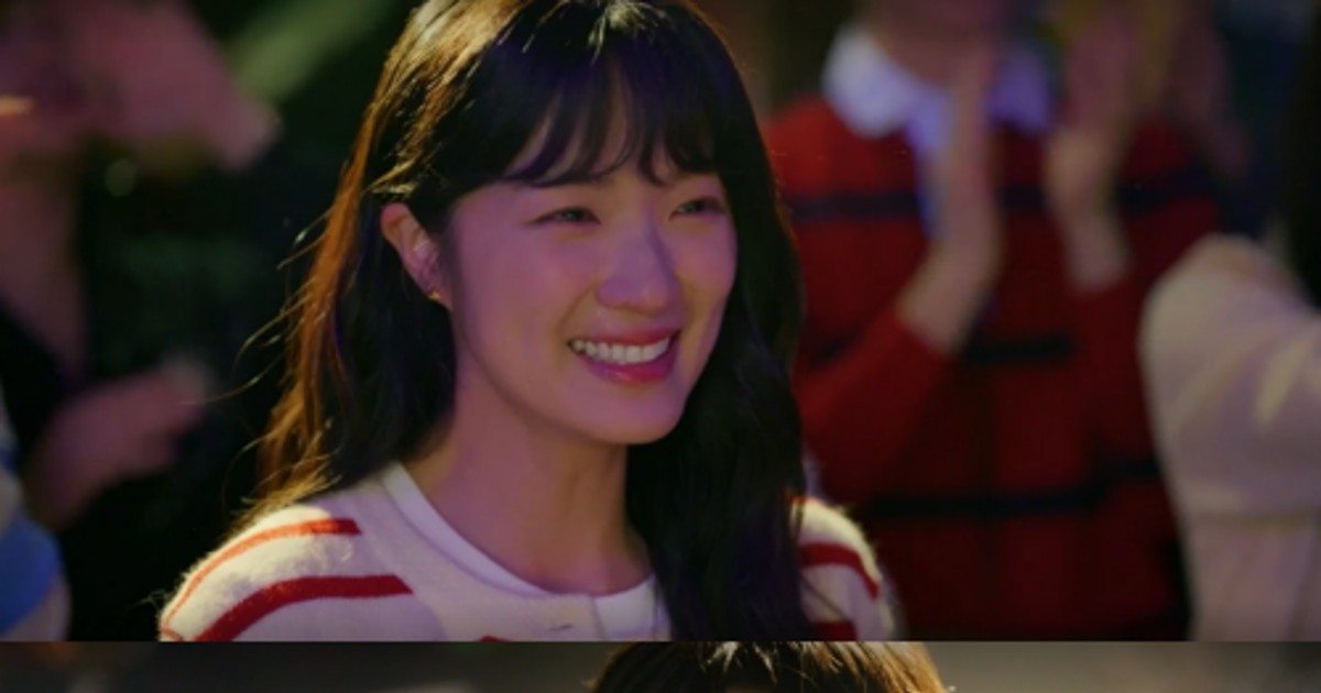 [TVis] 변우석♥김혜윤, 백허그 뽀뽀·‘소나기’ 열창→허형규 탈출, 불안한 엔딩 [종합]