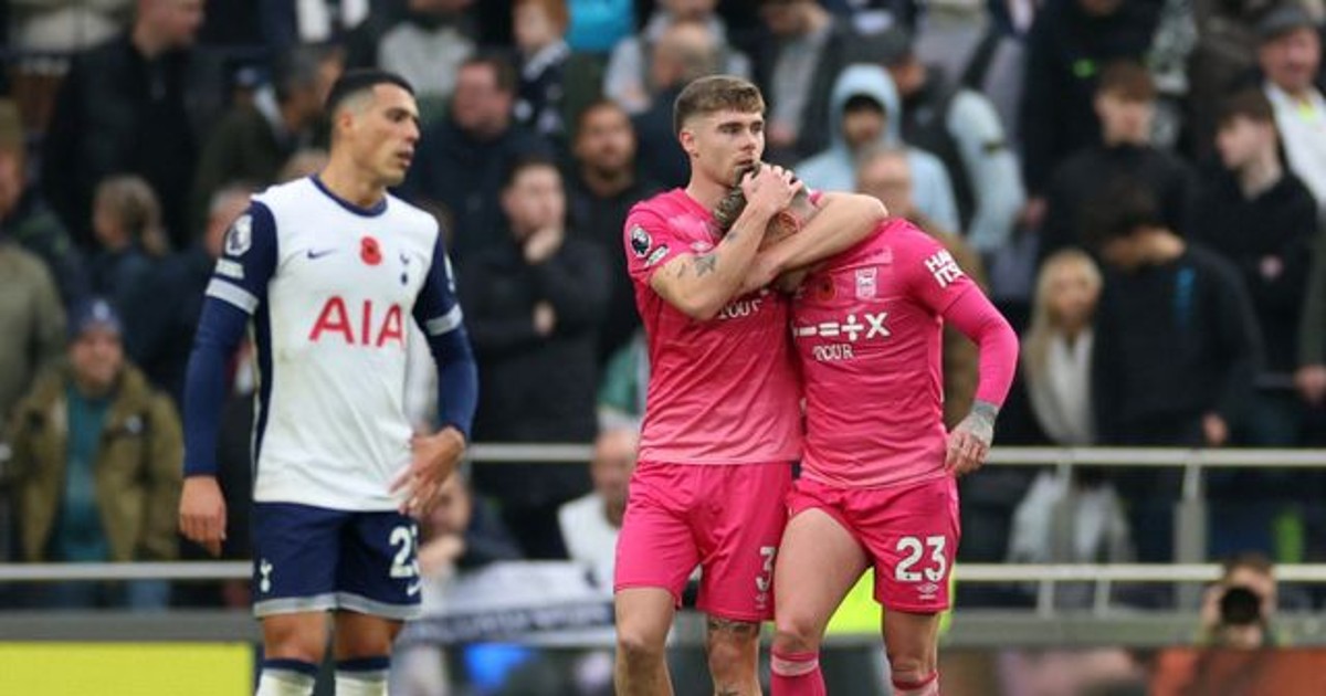 ‘손흥민 침묵’ 토트넘 굴욕적 패배…‘10경기 무승’ 승격팀 입스위치에 1-2 충격패