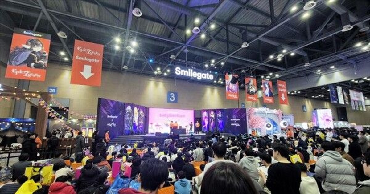 AGF 2025 스마일게이트관, ‘에픽세븐’-‘미래시’ 관심에 1만3천여 명 방문